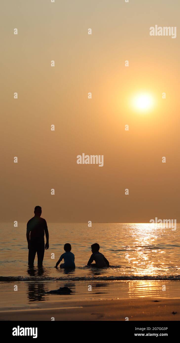 Kids love it logo hi-res stock photography and images - Alamy
