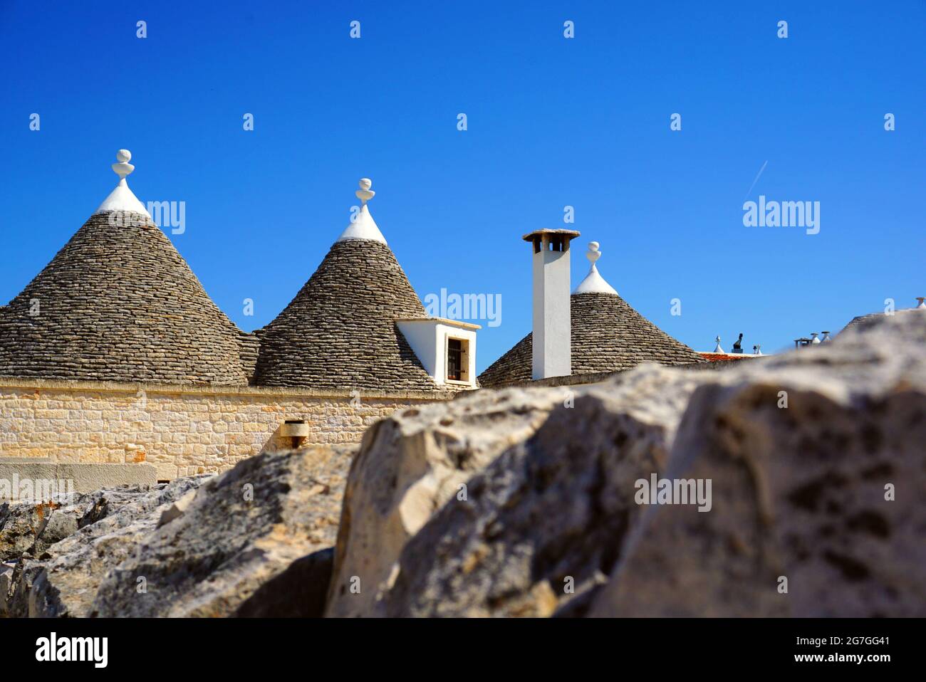 Two contiguous trulli hi-res stock photography and images - Alamy