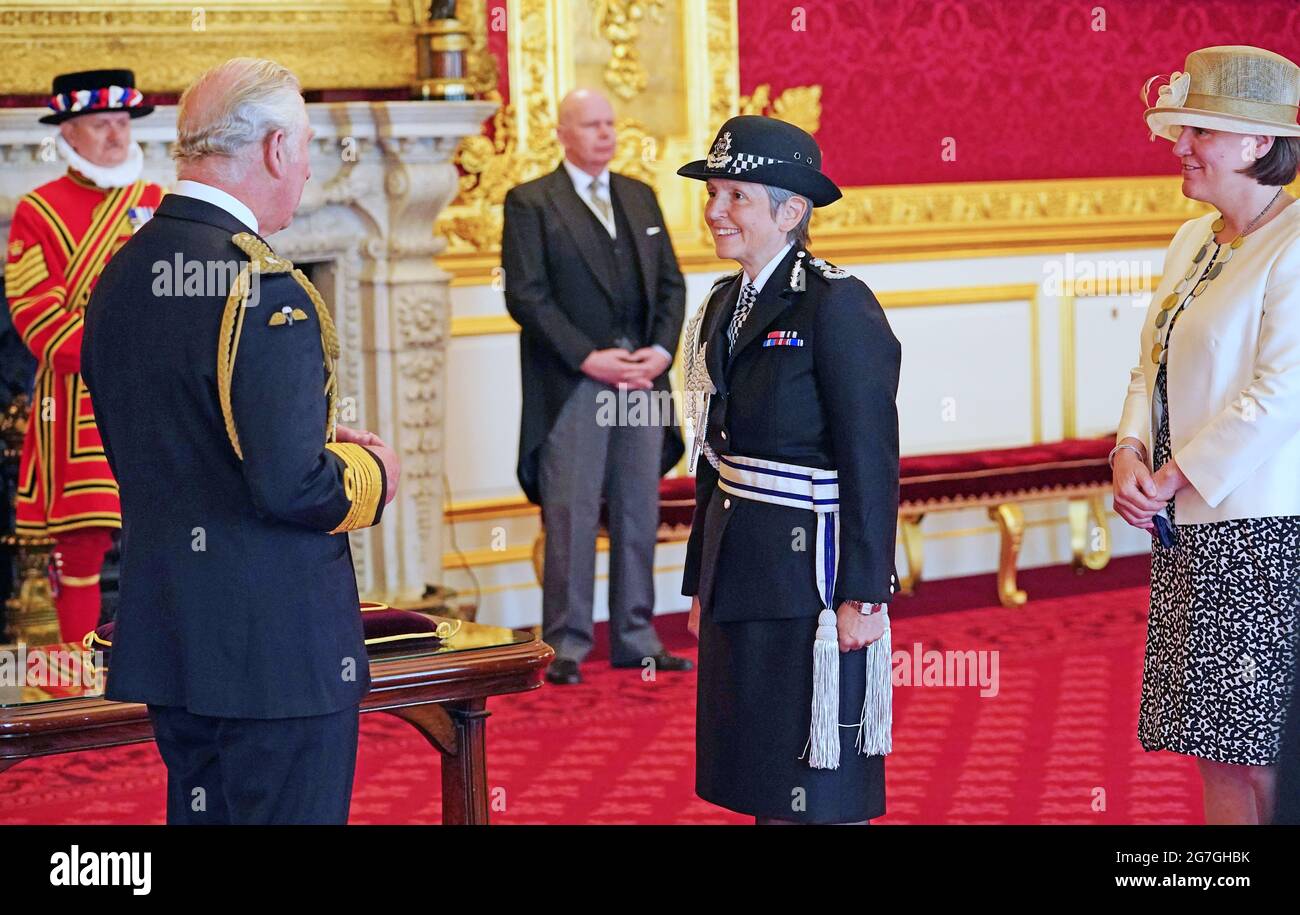 Metropolitan Police Commissioner Cressida Dick is made a Dame Commander ...