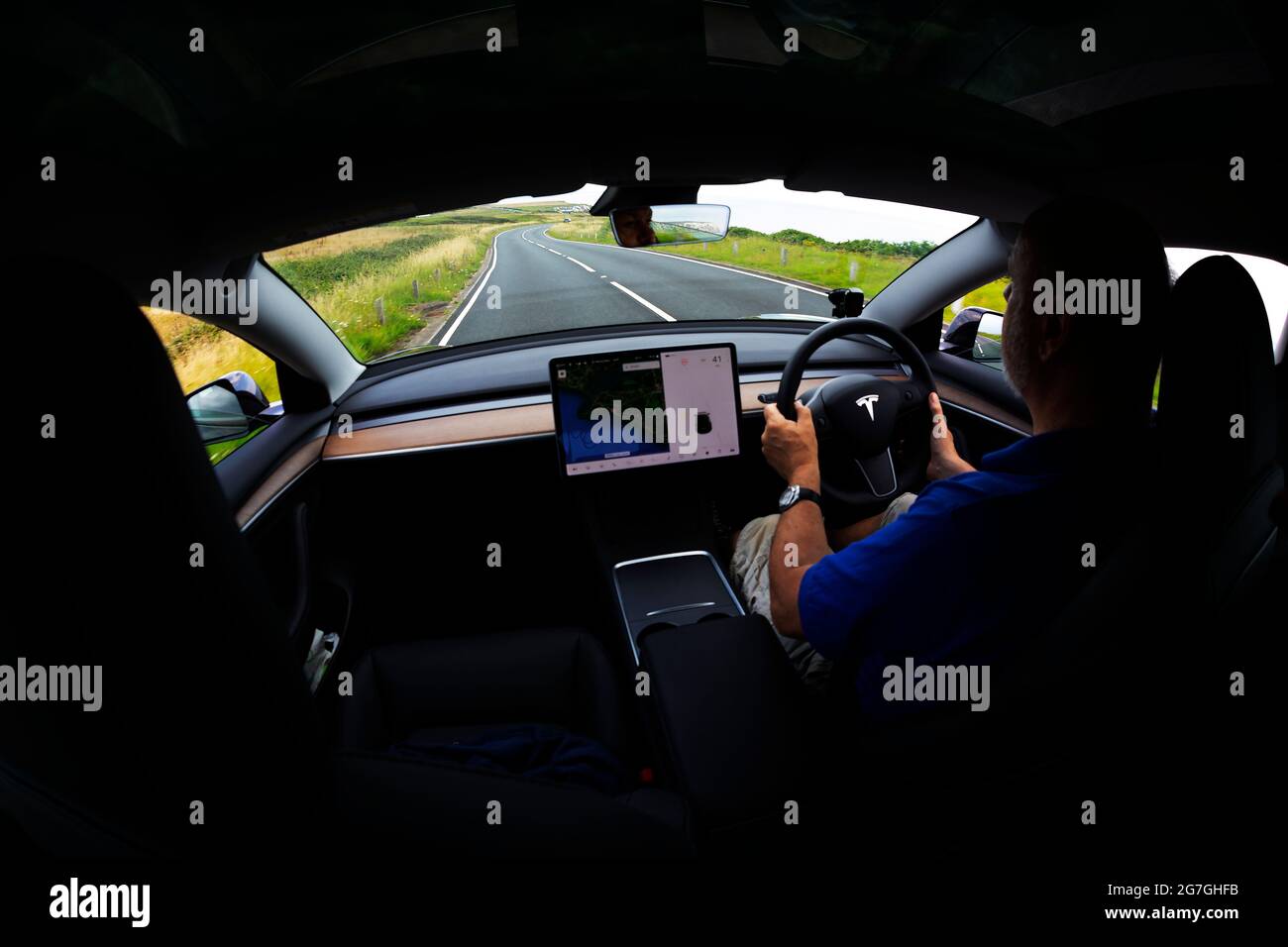 Tesla model 3 front hi-res stock photography and images - Alamy