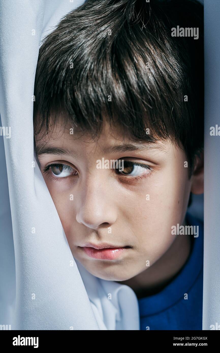 Despair vulnerable hi-res stock photography and images - Alamy
