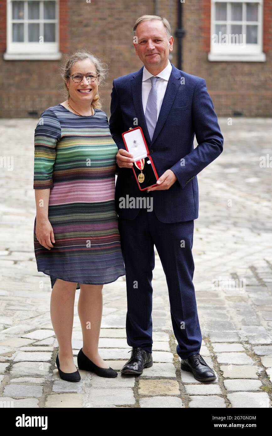 Sir Simon Stevens, Chief Executive of NHS England, with his wife ...