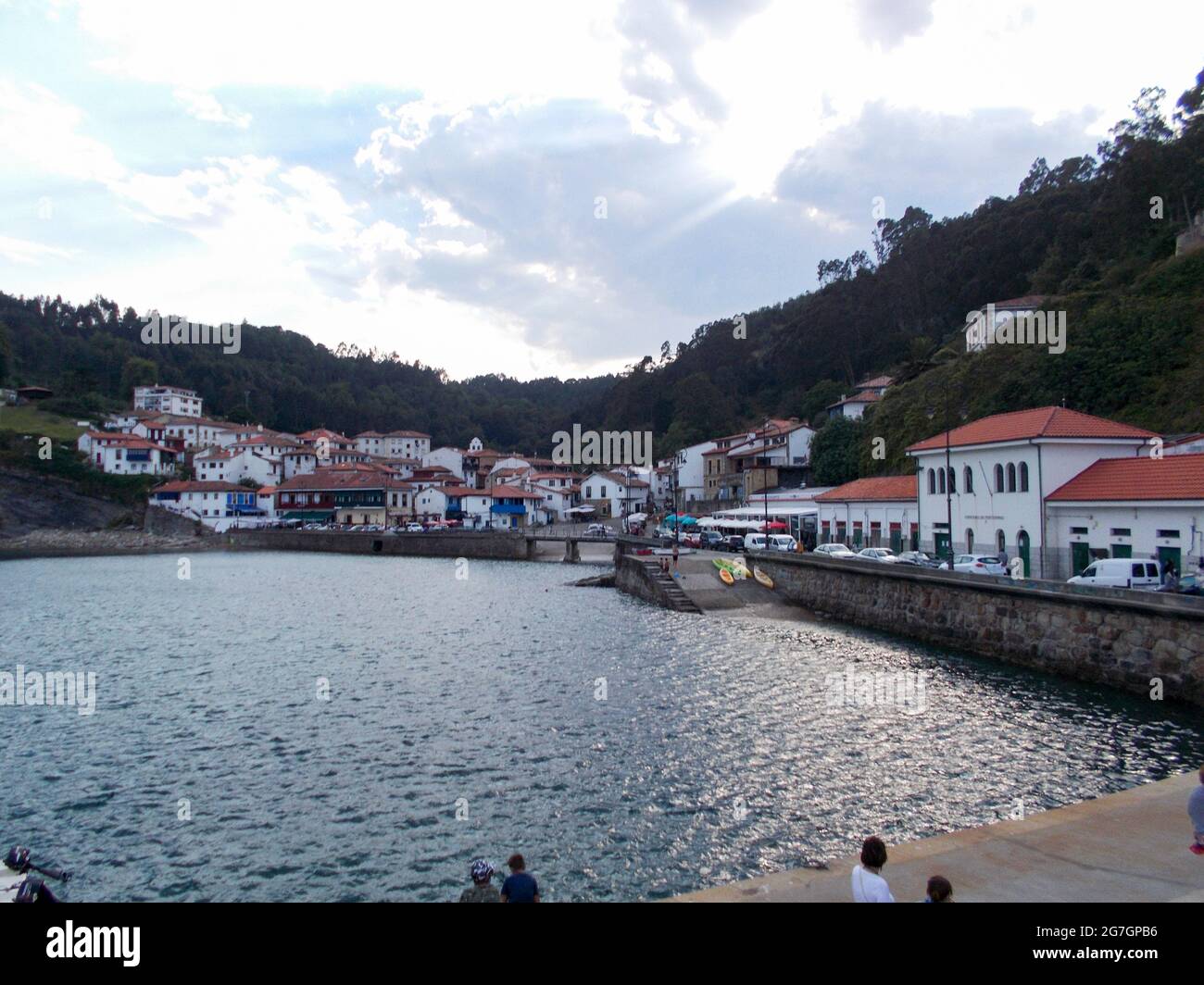 Tazones spain hi-res stock photography and images - Alamy