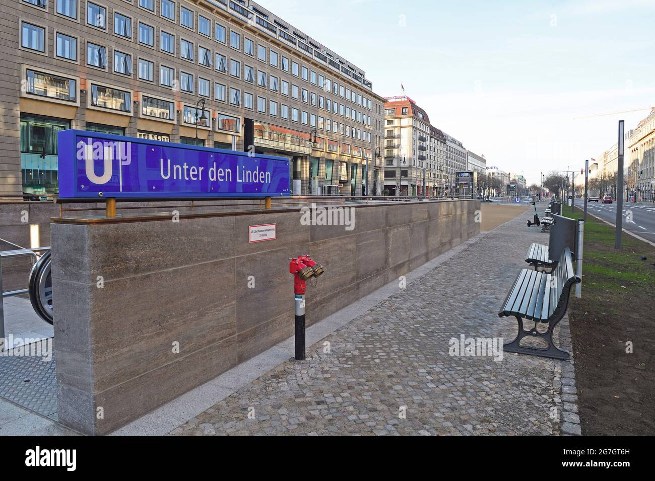 entrance to the new station 'Unter den Linden' of the underground line ...
