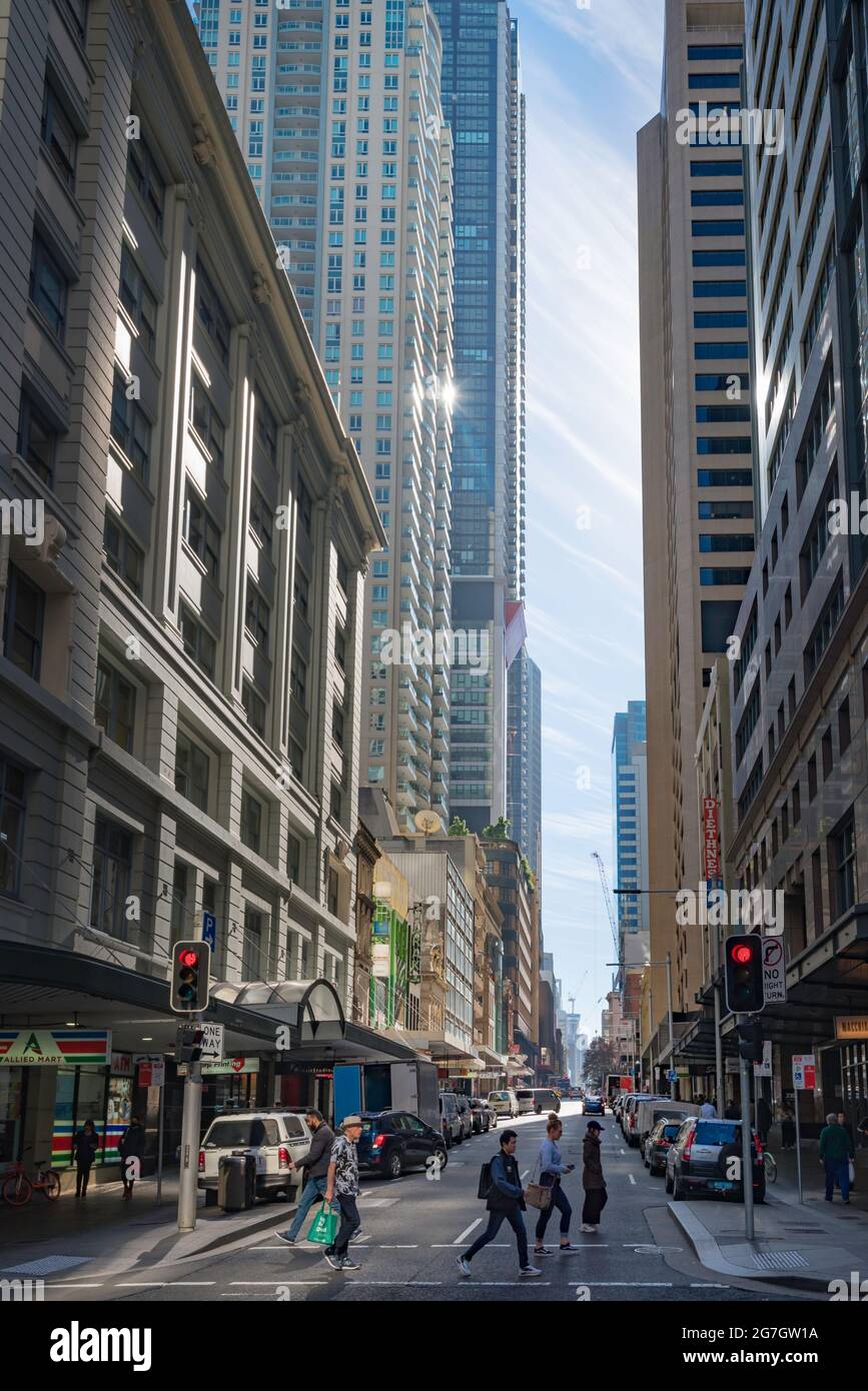City highrise canyons hi-res stock photography and images - Alamy