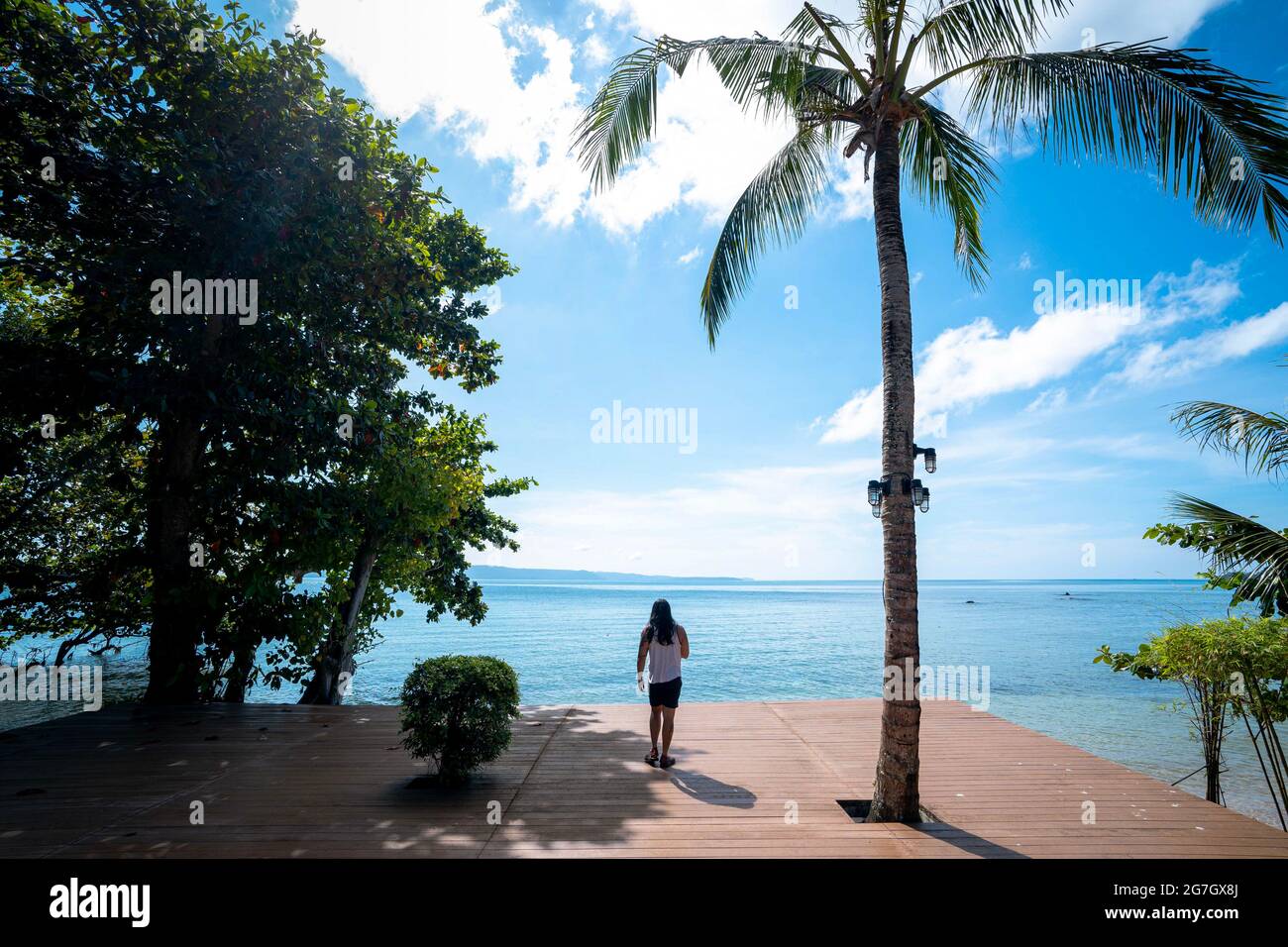 Swimming pool scenes resort hi-res stock photography and images - Alamy
