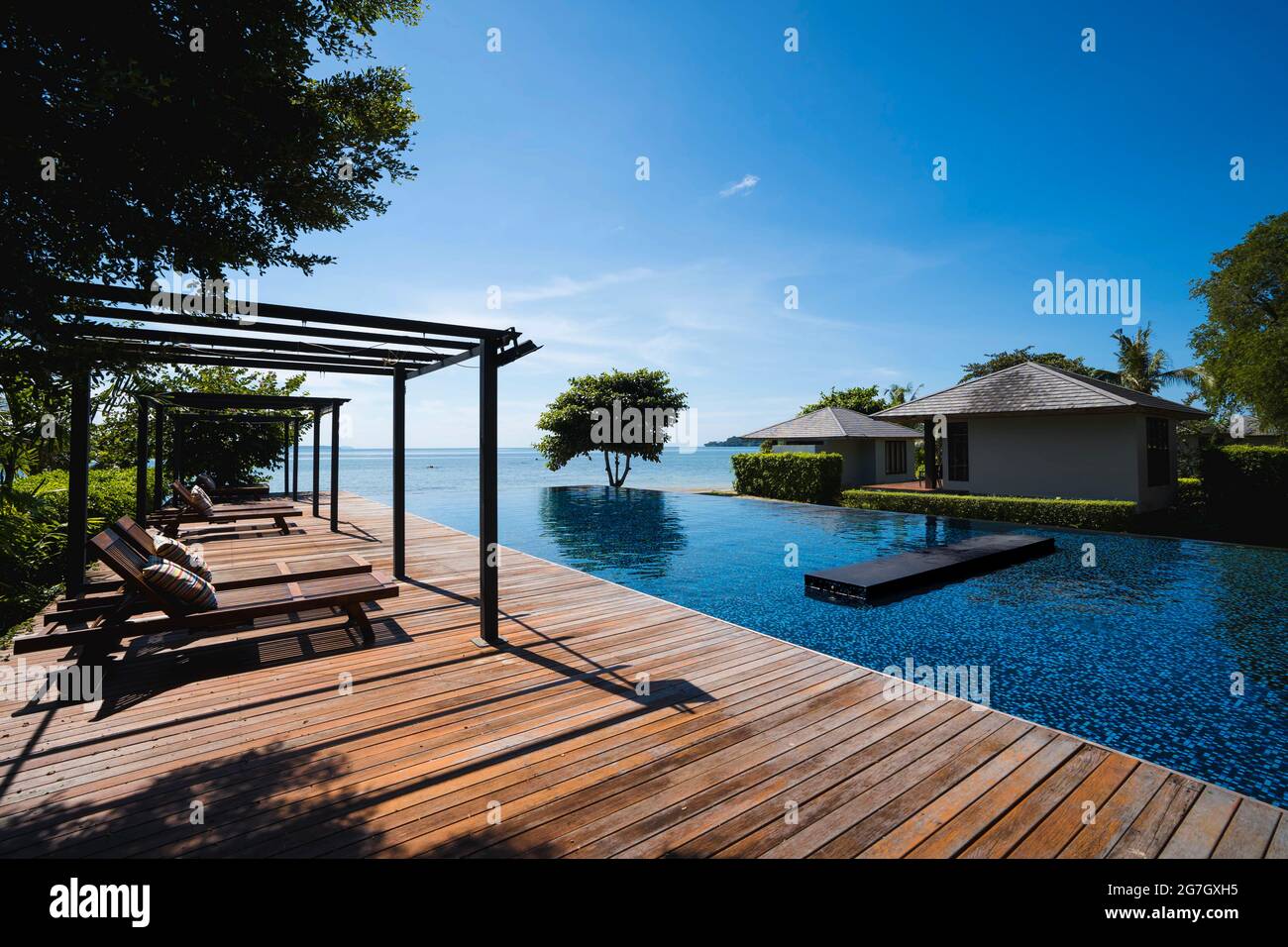 paradise by the poolside in Thailand Stock Photo - Alamy