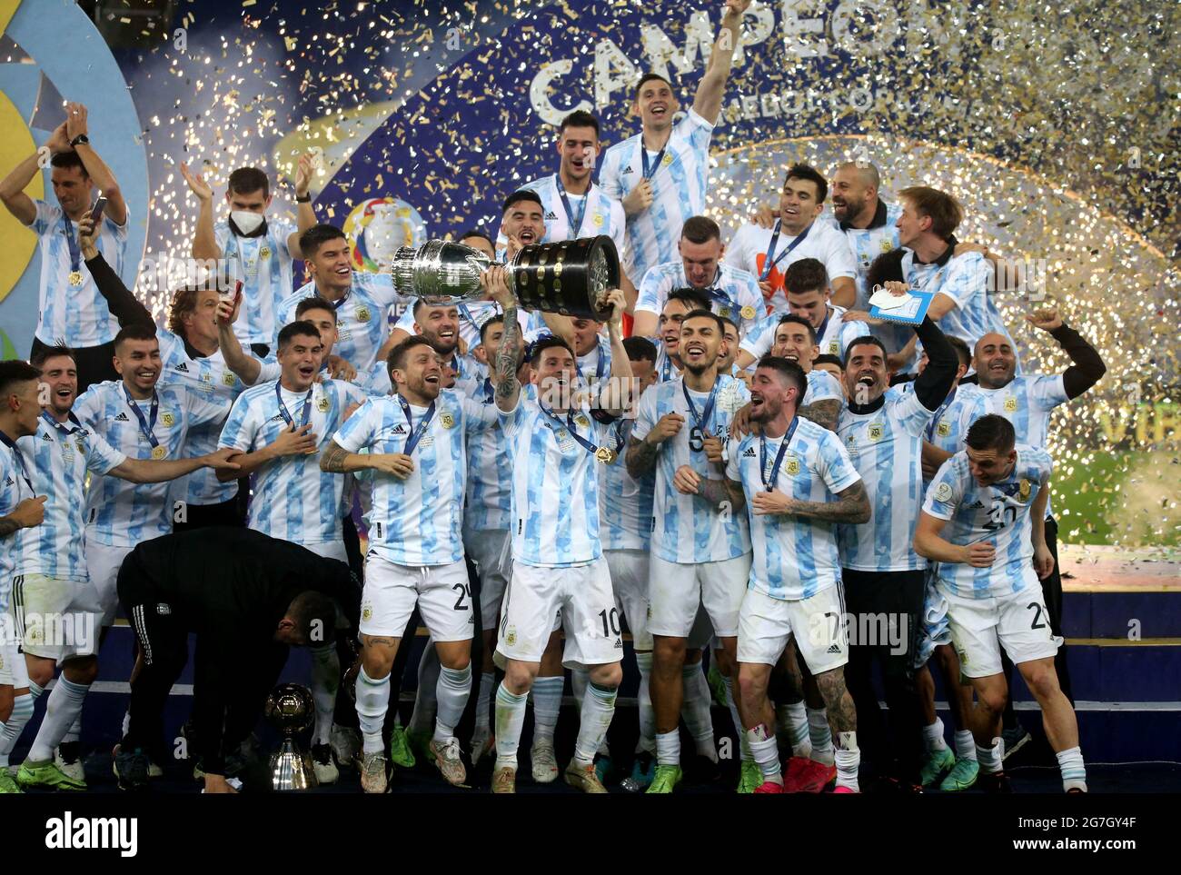 Messi copa america trophy 2021 hi-res stock photography and images - Alamy