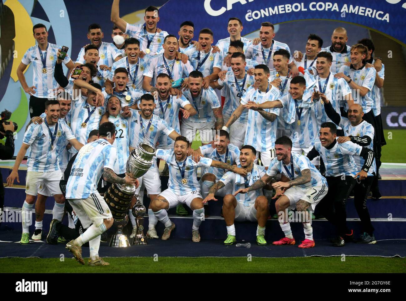 Messi copa america trophy 2021 hi-res stock photography and images - Alamy