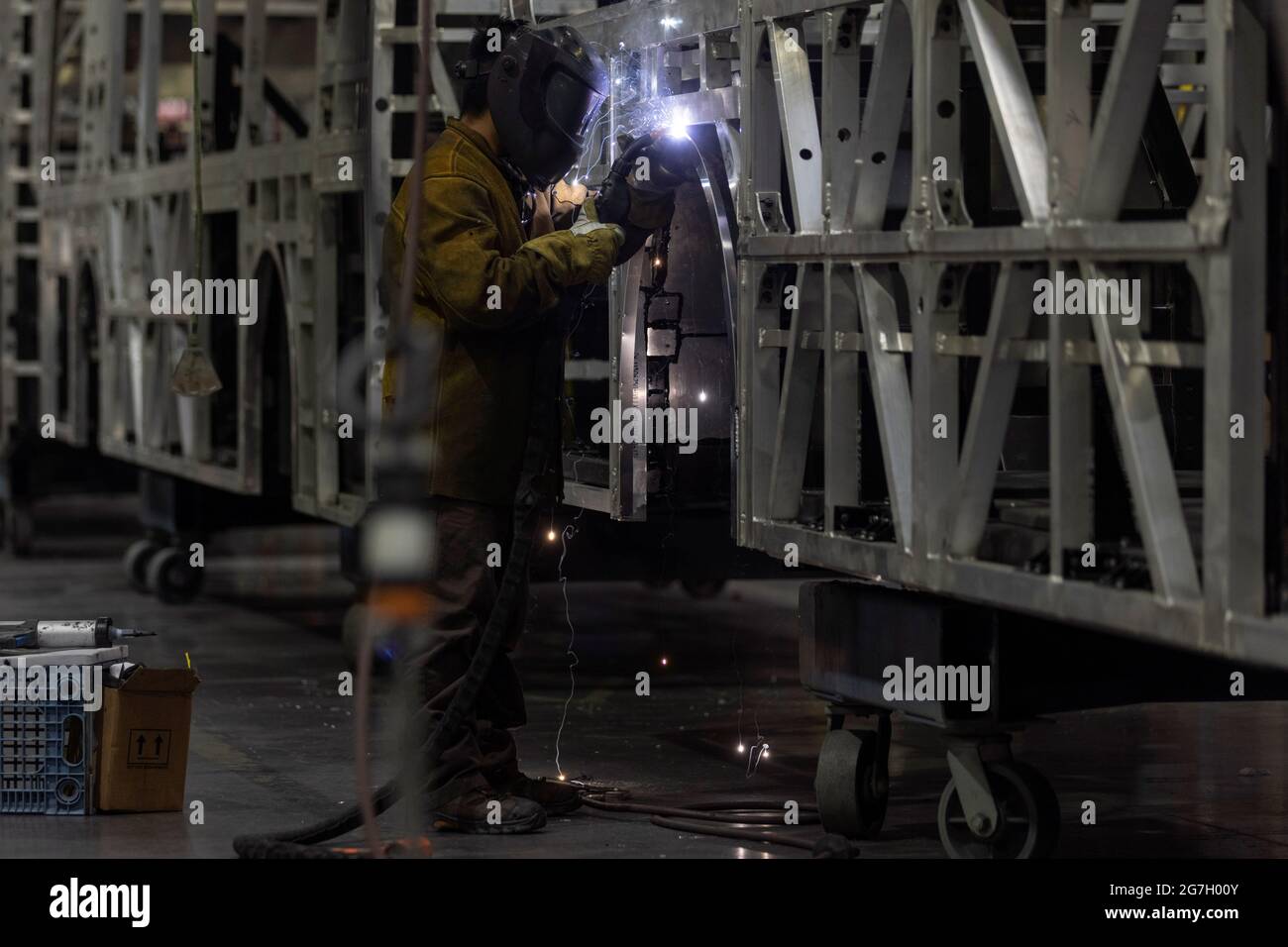 Automotive frame hi-res stock photography and images - Alamy