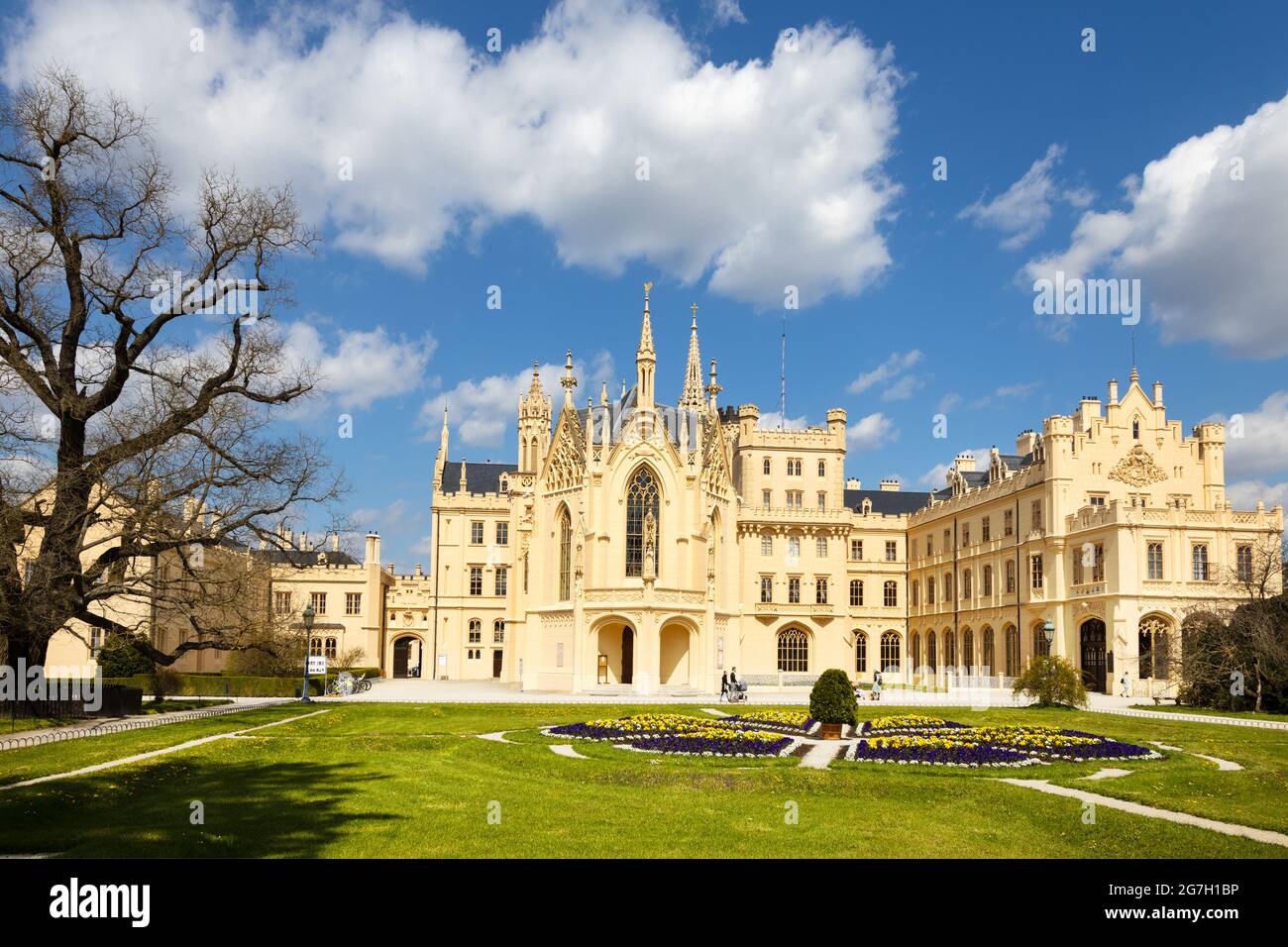 novogotický zámek Lednice (UNESCO), LVA Lednicko-valtický areál ...