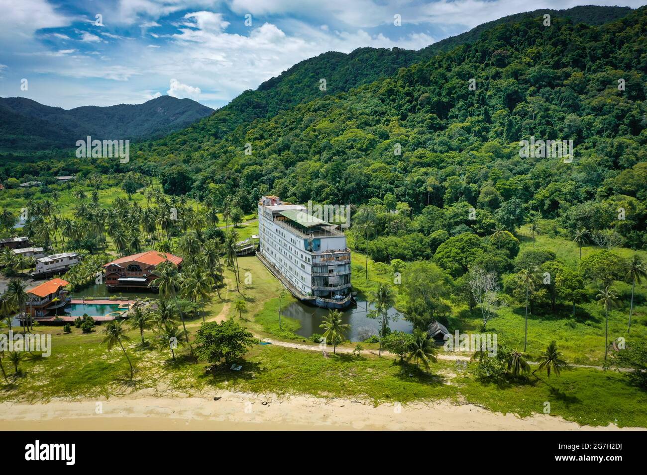 Abandoned Boat Chalet, Ghost Ship in Grand Lagoona, Koh Chang, Trat ...