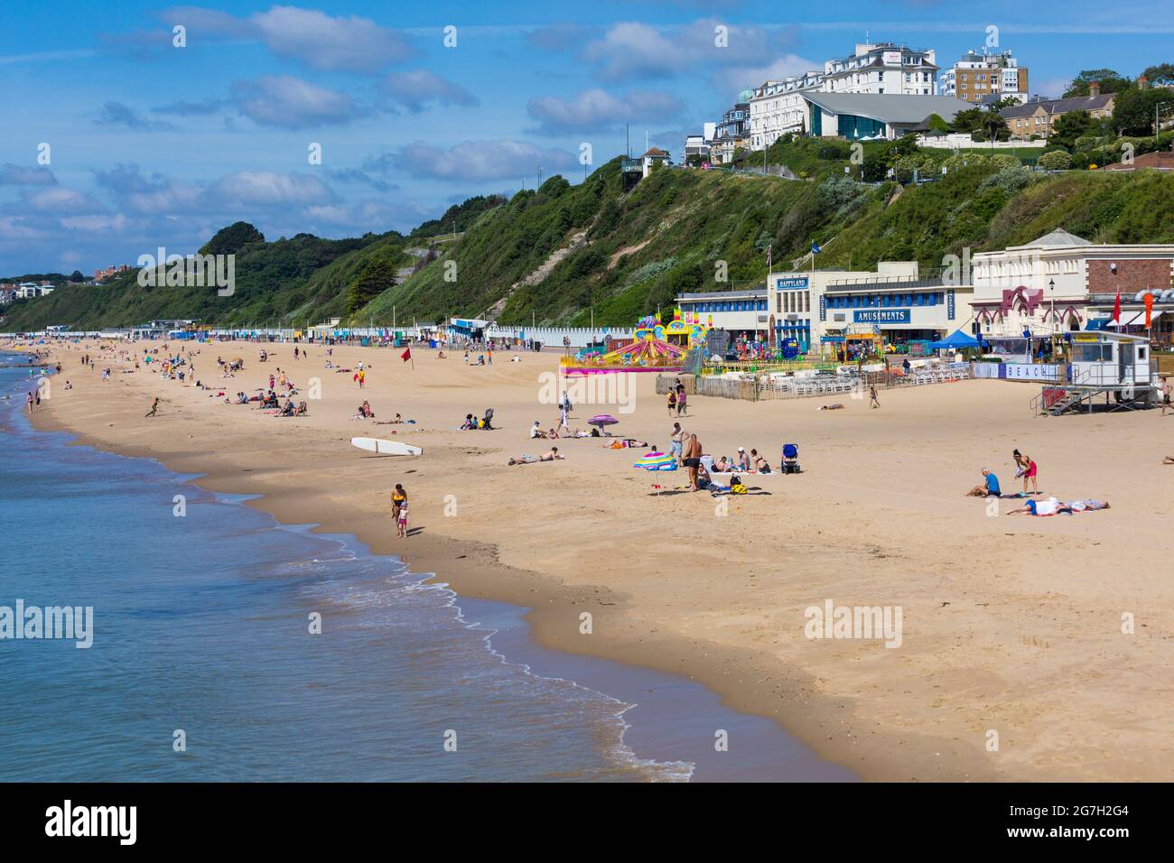 Bournemouth, Dorset UK. 14th July 2021. UK weather: lovely warm sunny ...