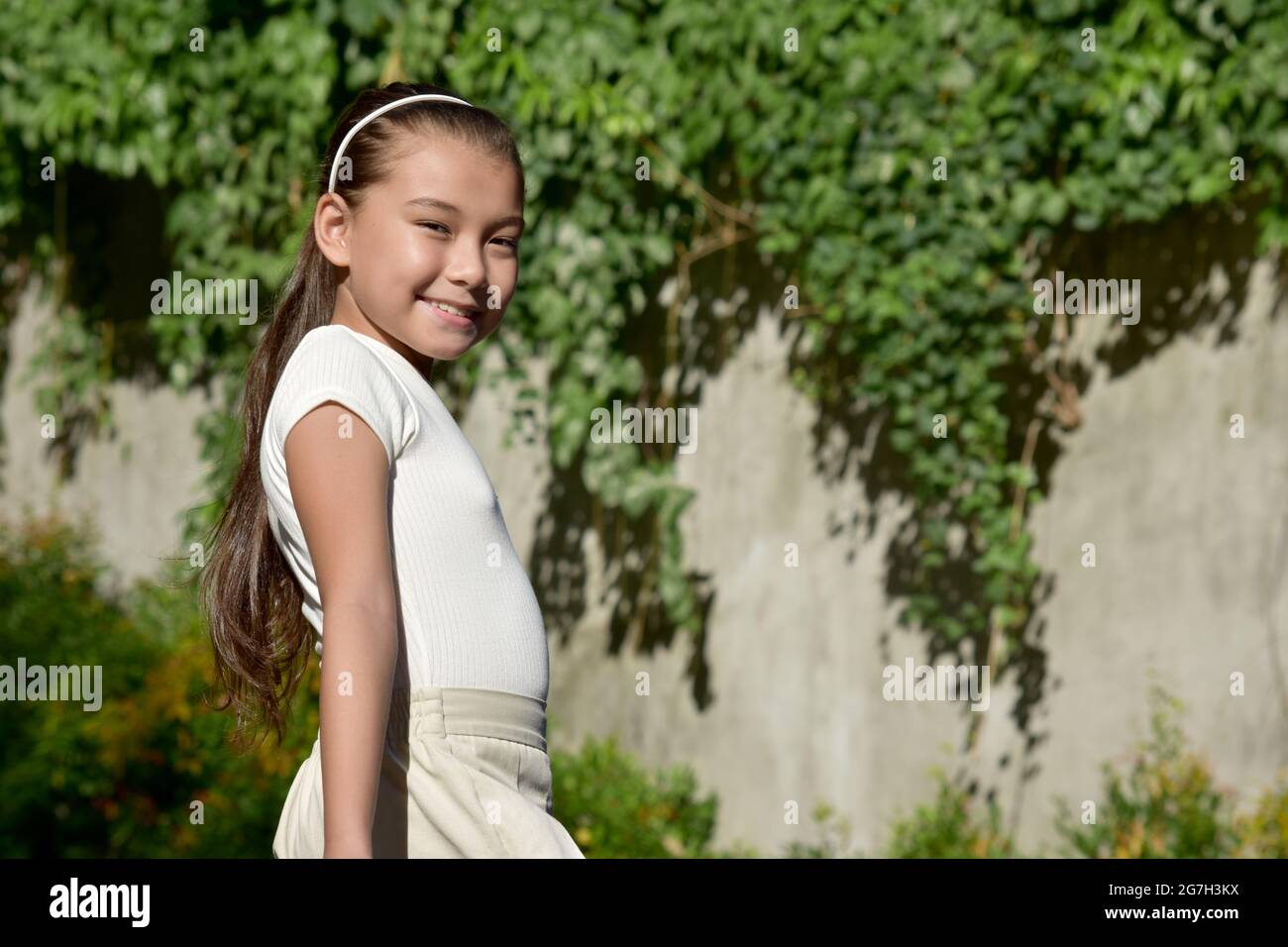 Philippina girl hi-res stock photography and images - Alamy