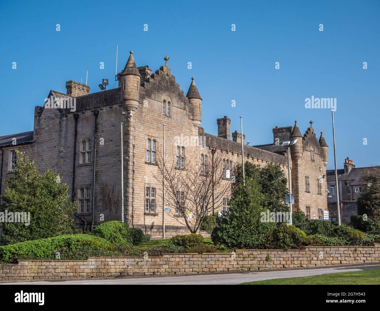 White cross buildings hi-res stock photography and images - Alamy