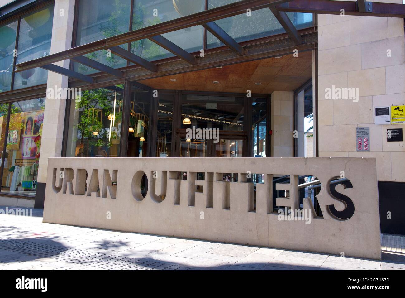 Urban Outfitters store Stock Photo - Alamy