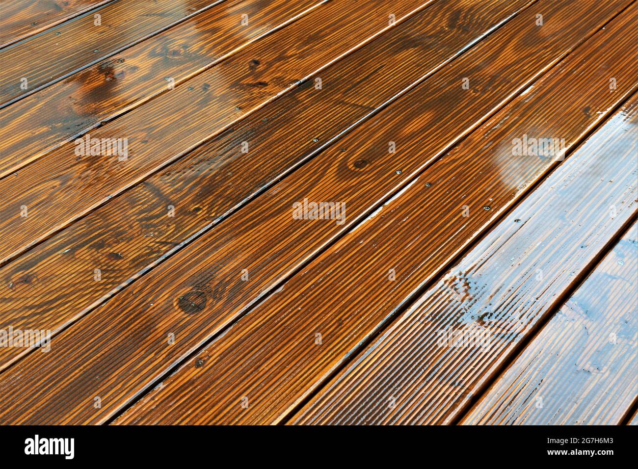 Wooden deck board hi-res stock photography and images - Alamy