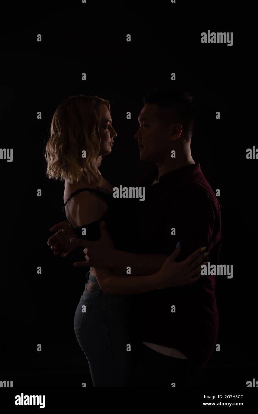 Attractive couple dance nightclub hi-res stock photography and images ...