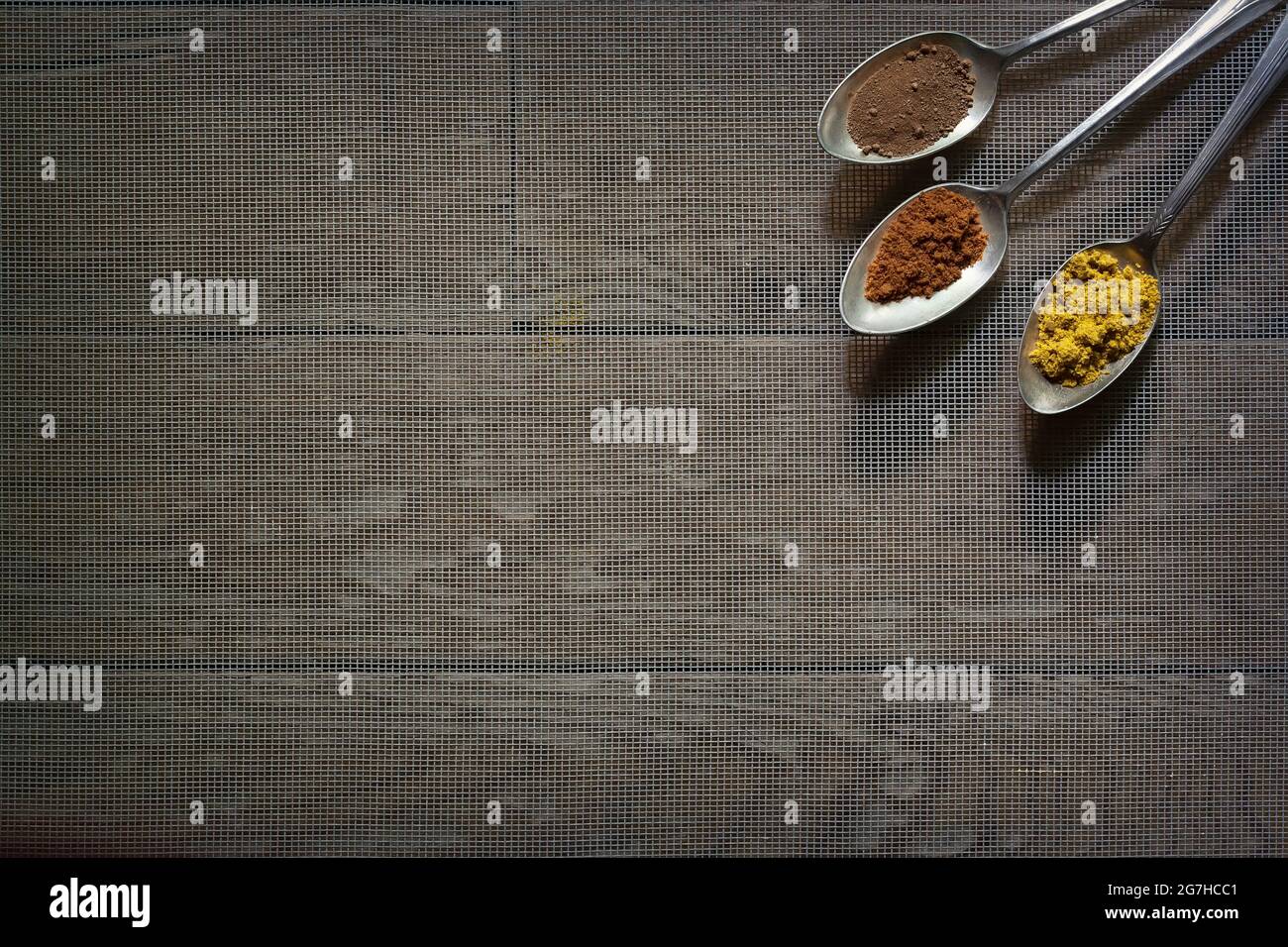 Silver spoons with spices hi-res stock photography and images - Alamy