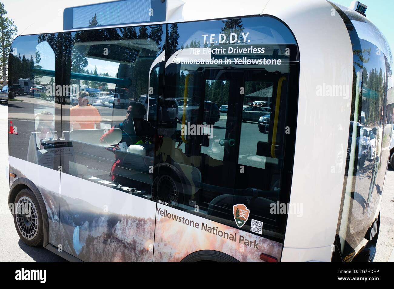 Autonomous shuttle bus hi-res stock photography and images - Alamy