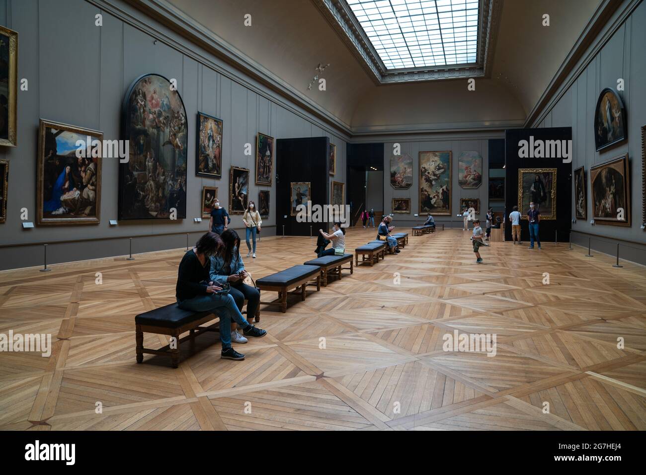 Random people and visitors at the museum of Louvre in Paris Stock Photo ...