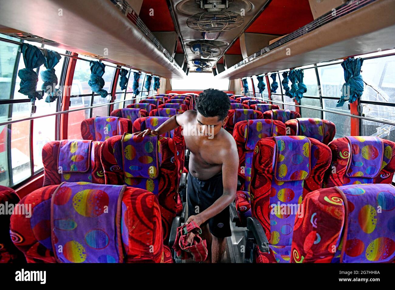 Mohakhali bus terminal hi-res stock photography and images - Alamy