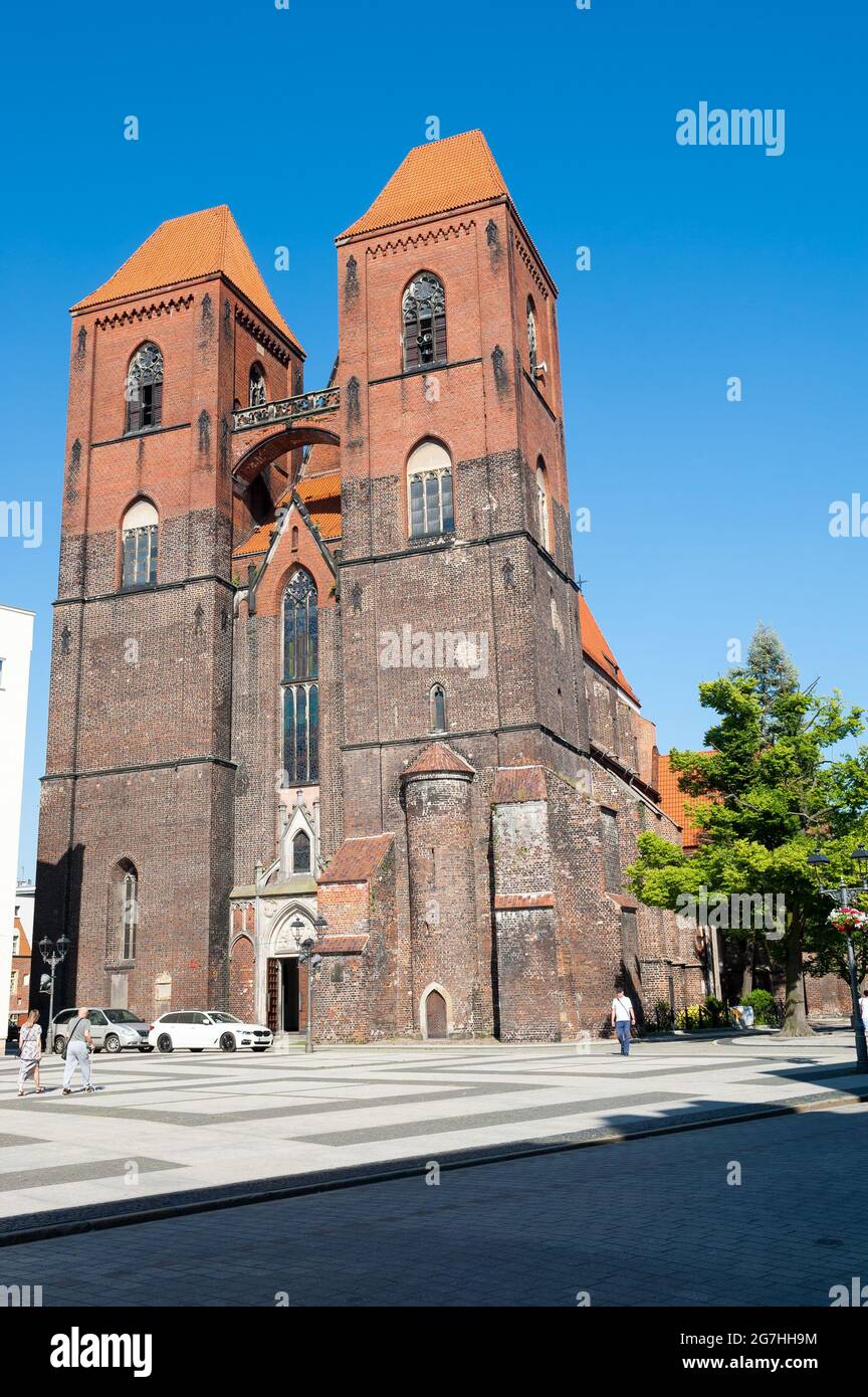Town hall brieg brzeg poland hi-res stock photography and images - Alamy