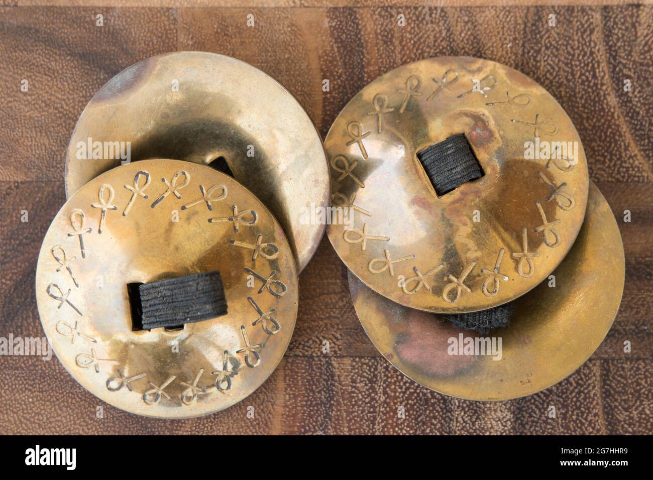 Musical instruments and circle hi-res stock photography and images - Alamy