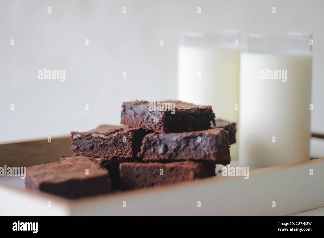 Chocolate brownie blocks hi-res stock photography and images - Alamy