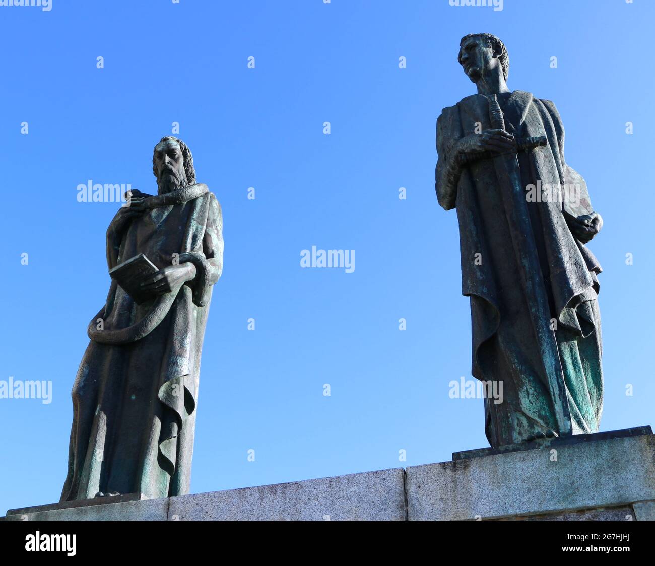 Close up of statues on a monument to assassinated ex Spanish Prime ...