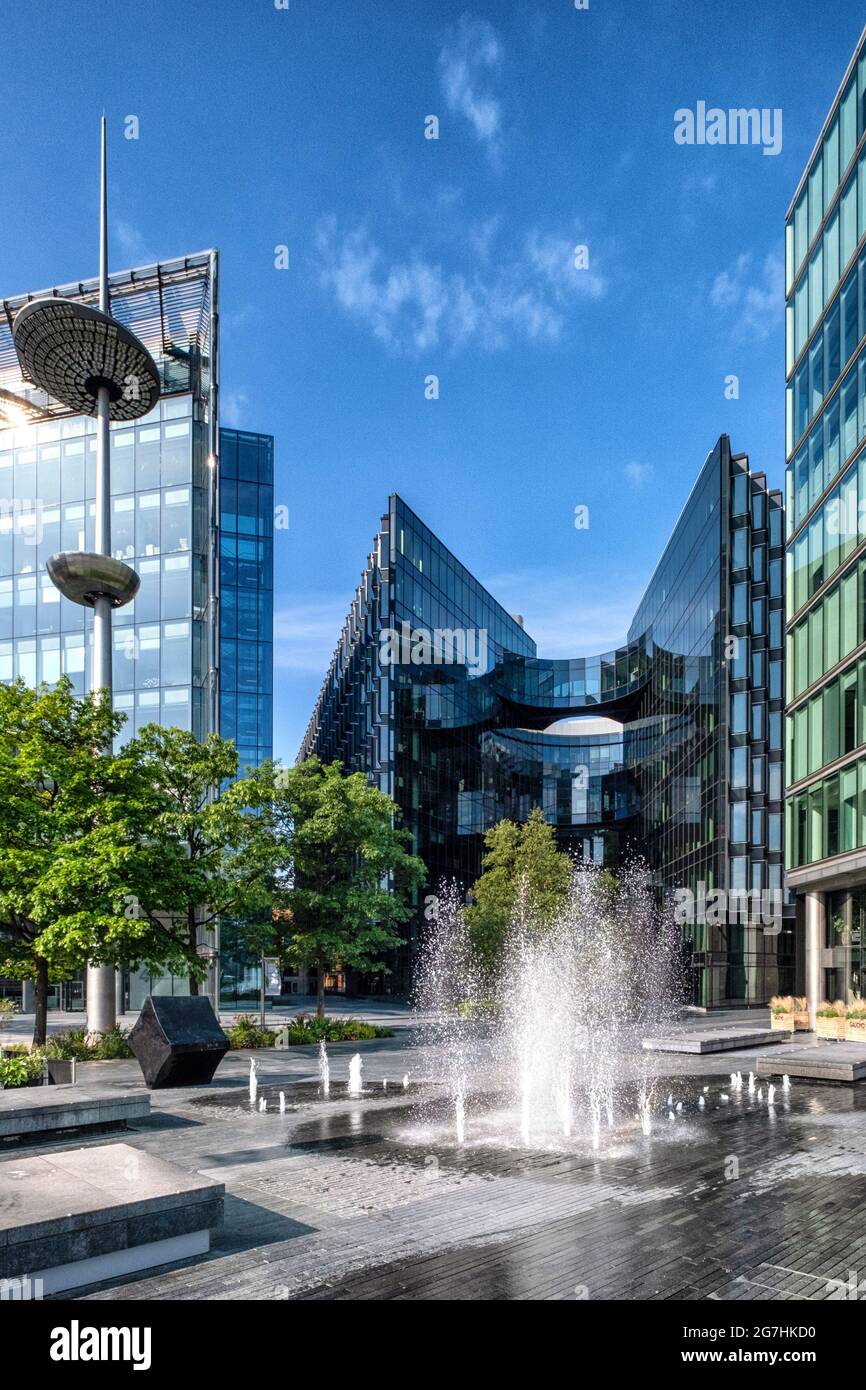 Kuwaiti hi-res stock photography and images - Alamy