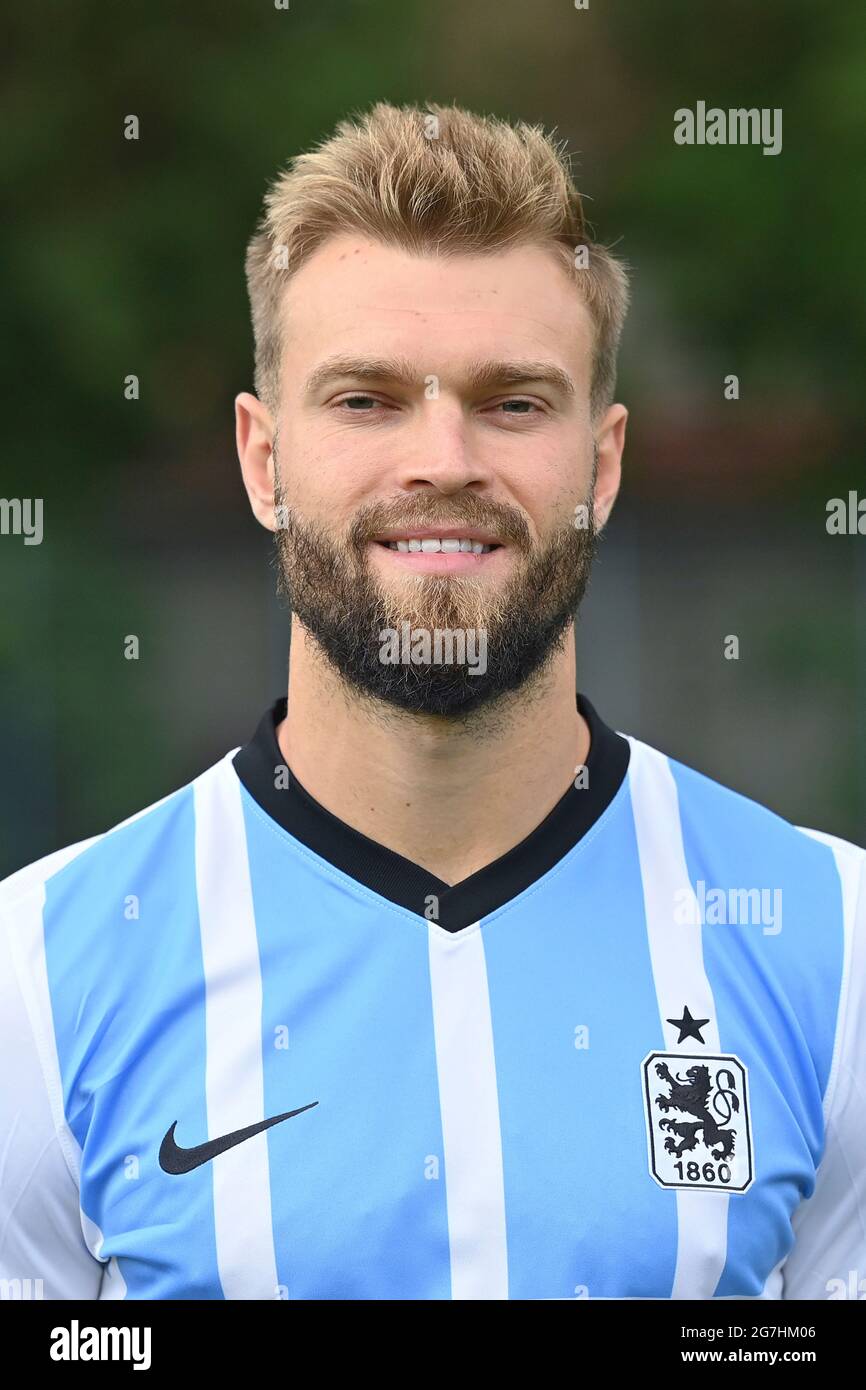 Munich, Deutschland. 14th July, 2021. Yannick DEICHMANN (Munich 1860 ...