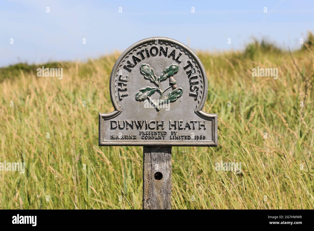 From footpath hi-res stock photography and images - Alamy