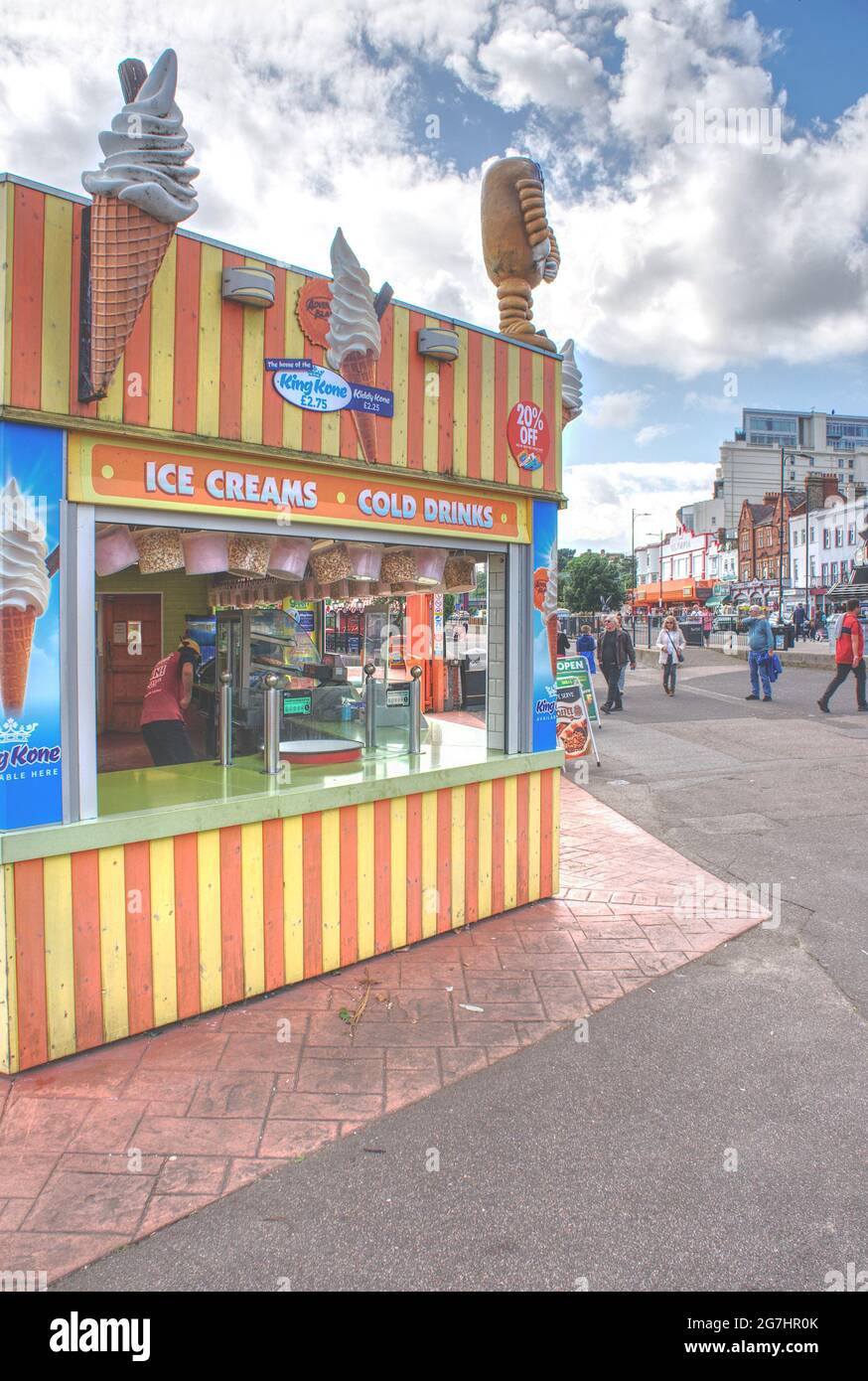 Ice-cream shop on sea front Stock Photo - Alamy