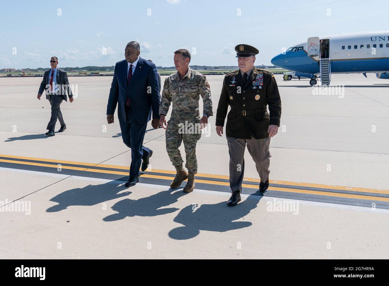 Austin scott miller hi-res stock photography and images - Alamy