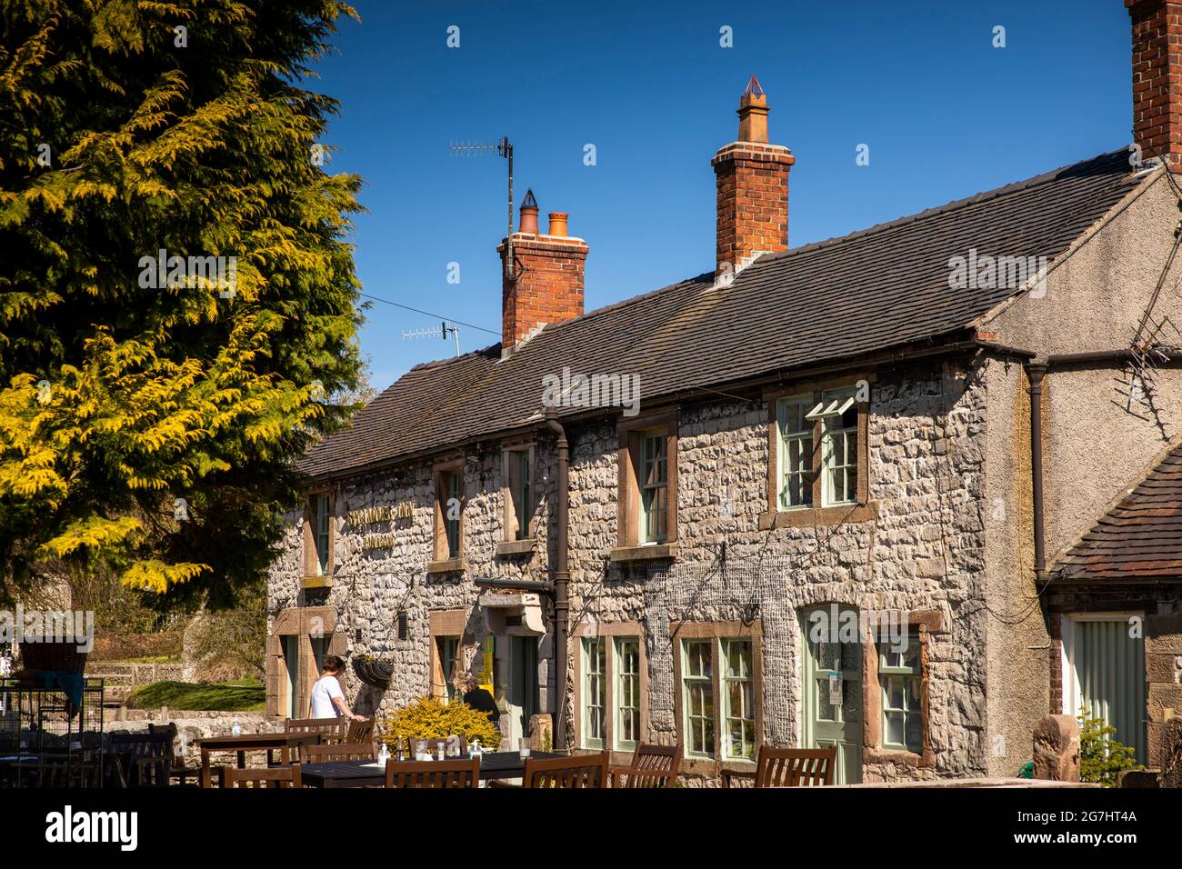 Country pub derbyshire hi-res stock photography and images - Alamy