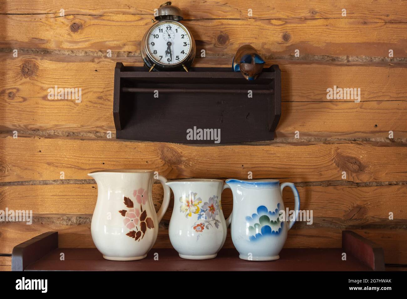 Cream jugs hi-res stock photography and images - Alamy