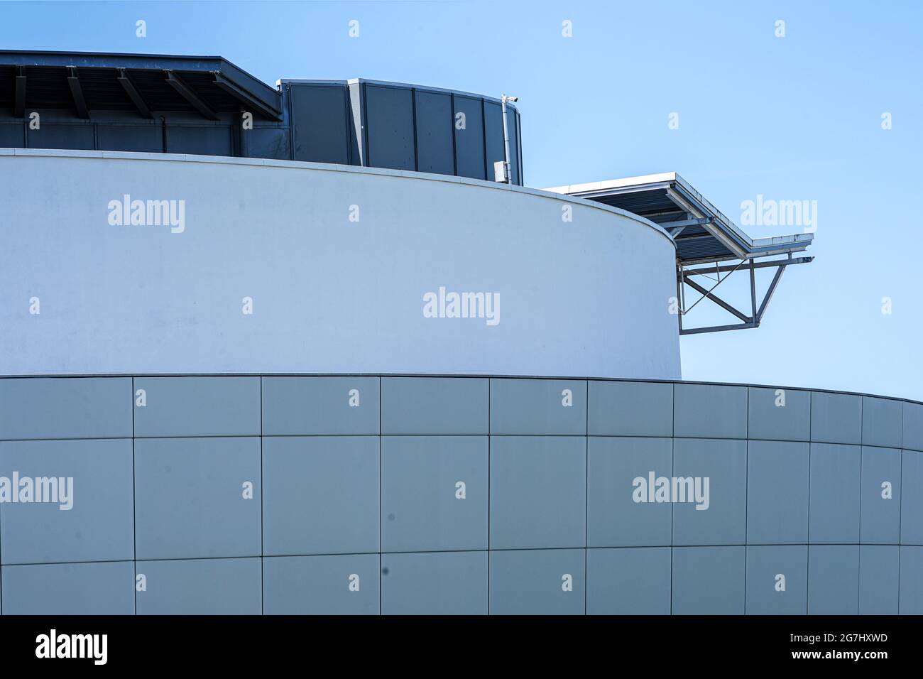 Tum department of mechanical engineering hi-res stock photography and ...