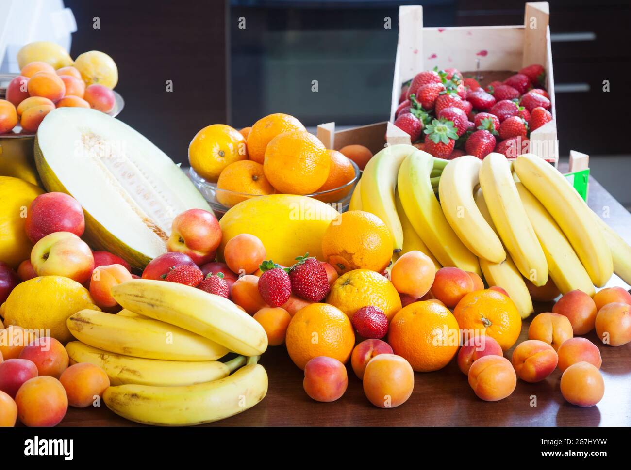 Tropical fruits in the kitchen table hi-res stock photography and ...