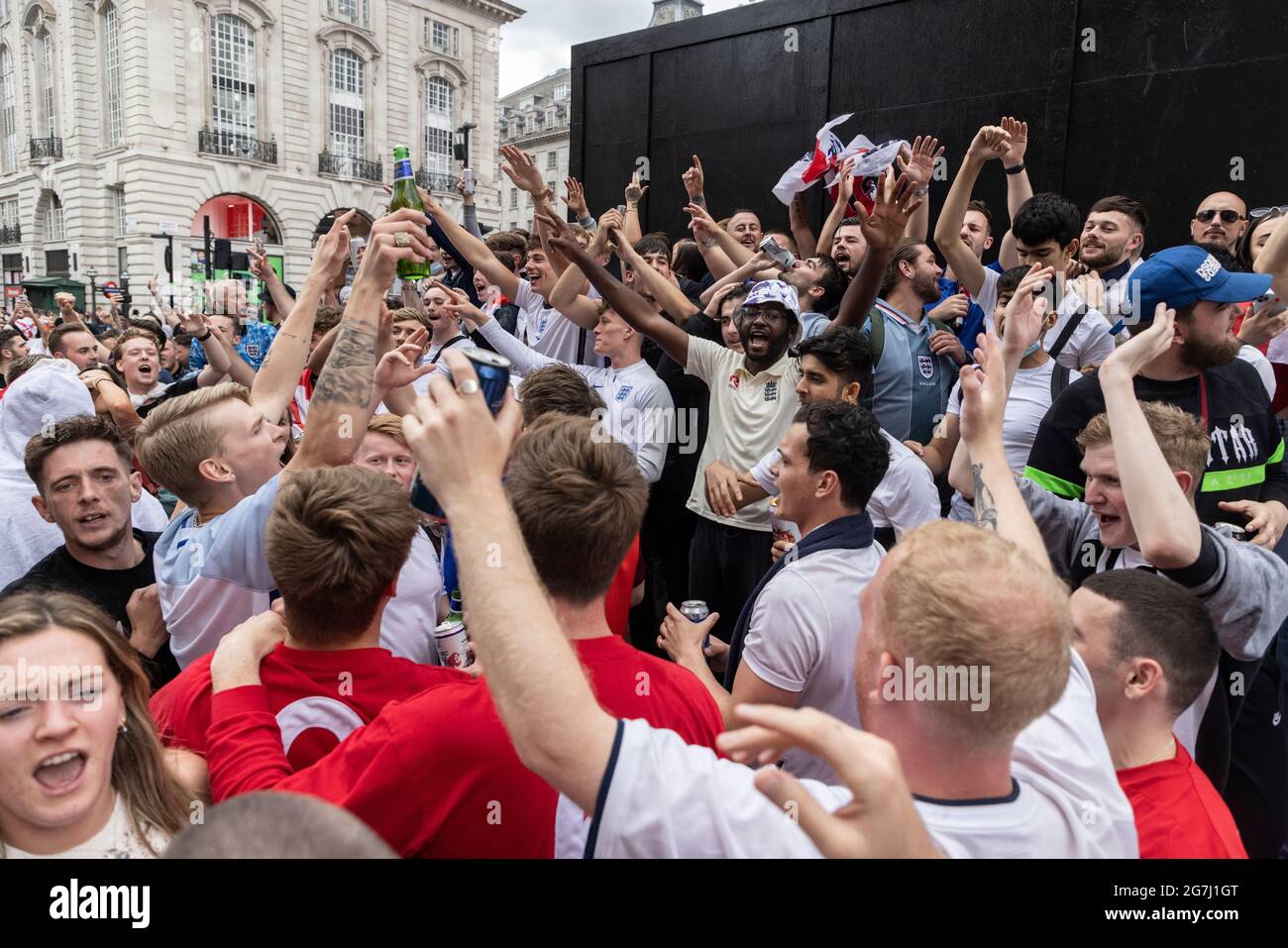 English football fans partying before the England vs Italy Euro 2020 ...