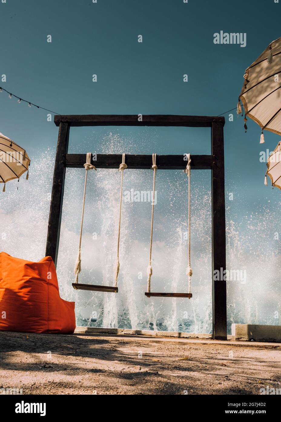 Hit a Wall and Jump High Stock Photo - Alamy