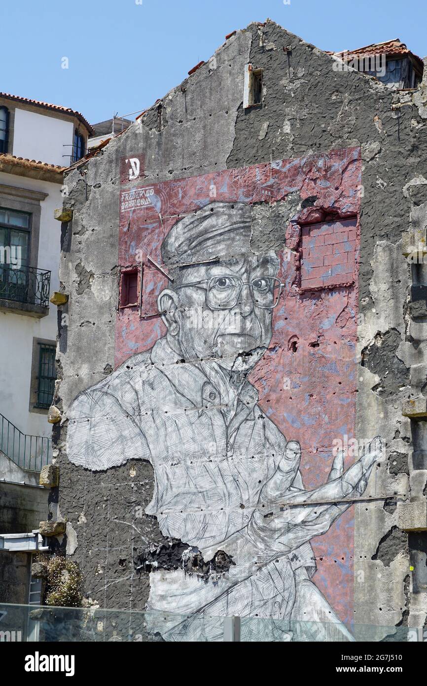 graffiti, Porto, Portugal, Europe Stock Photo - Alamy