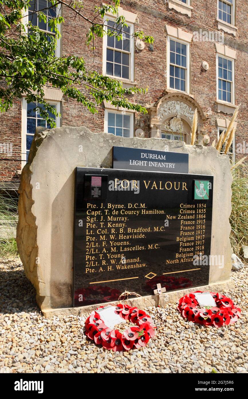 Durham light infantry victoria cross memorial hi-res stock photography ...