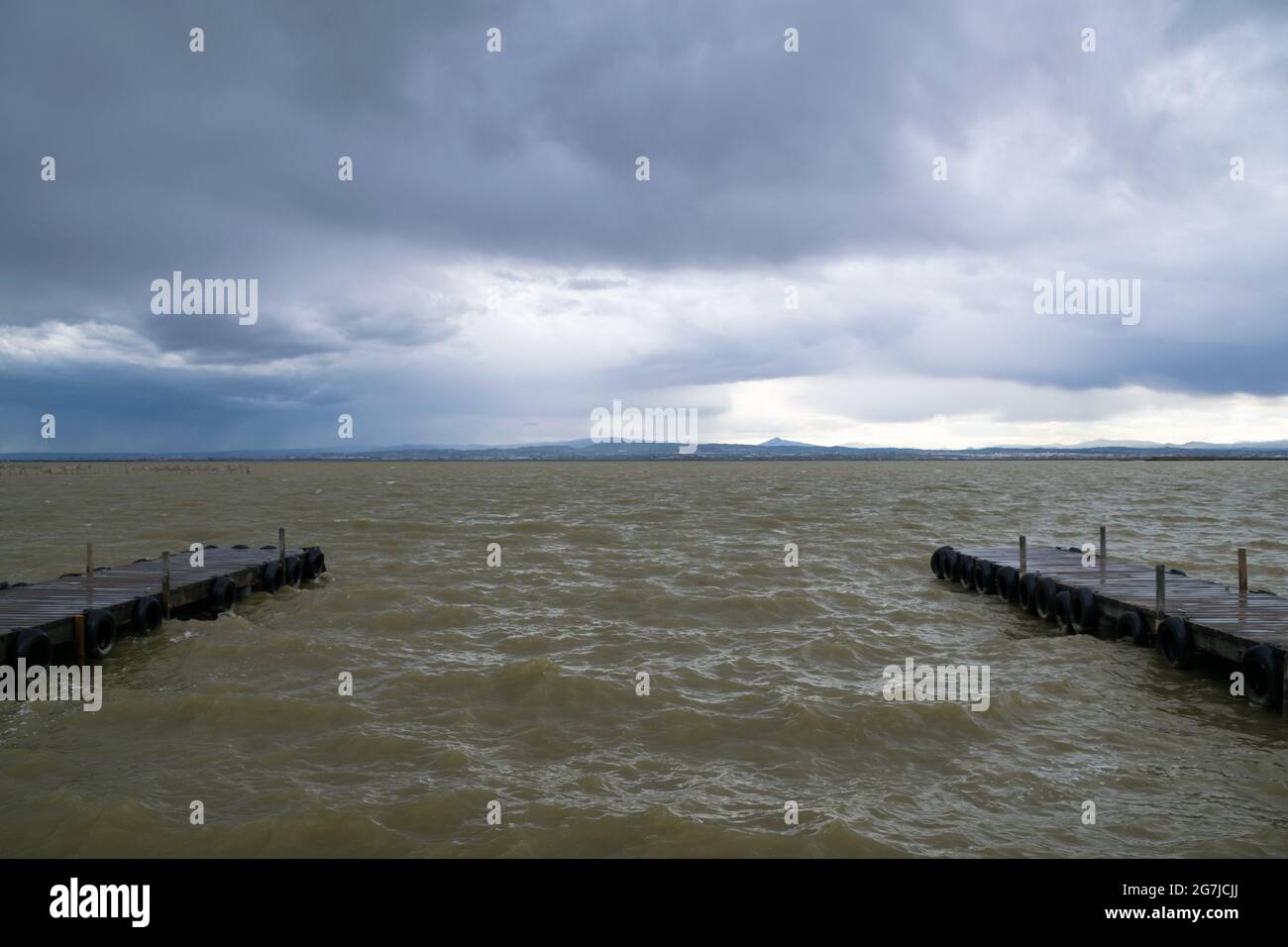 Rough sea piers hi-res stock photography and images - Alamy