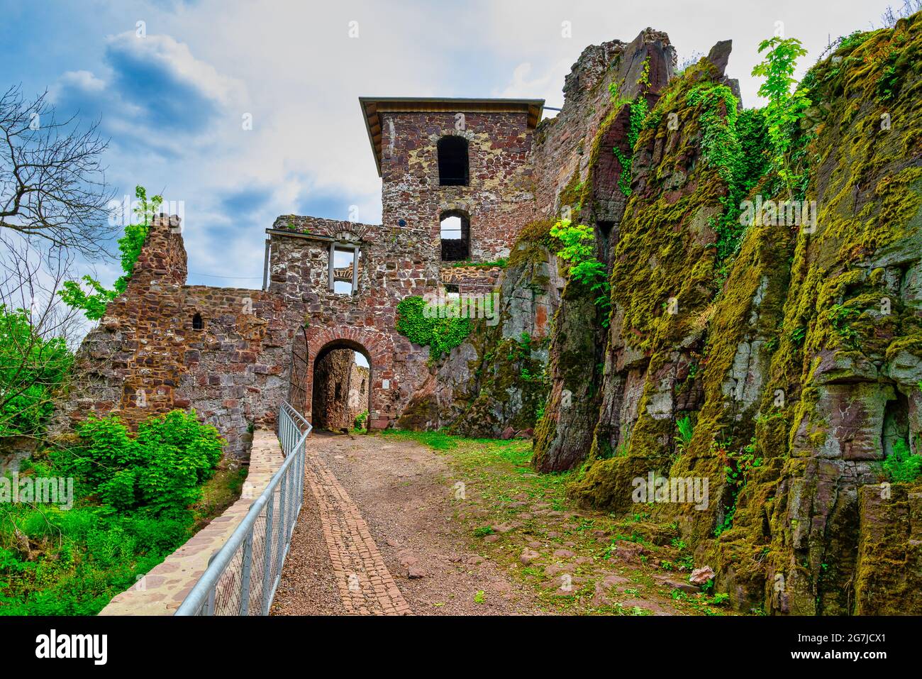 A view of the castle ruins in Hohnstein in the Harz Mountains Stock ...