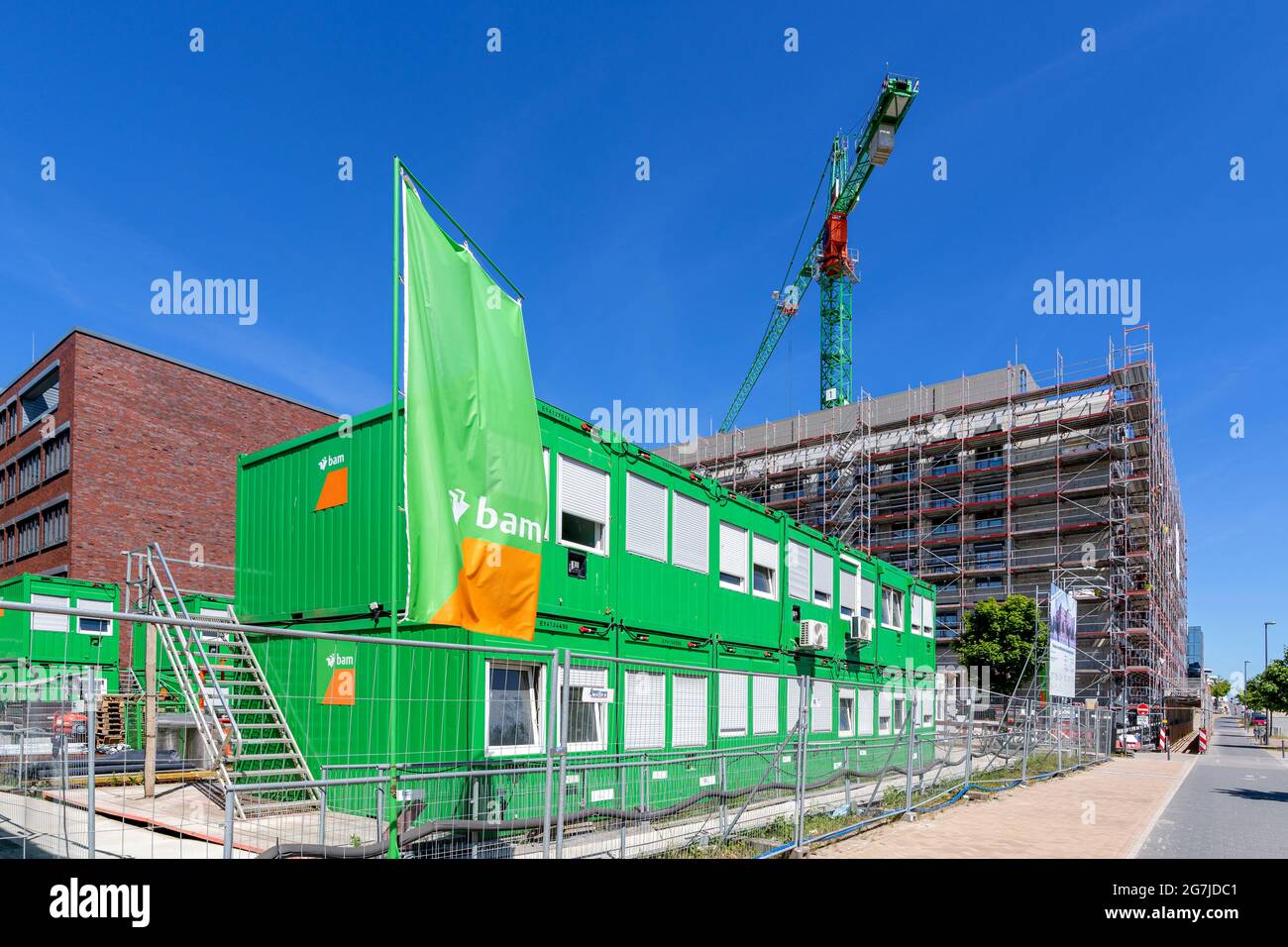 Investment new construction hi-res stock photography and images - Alamy
