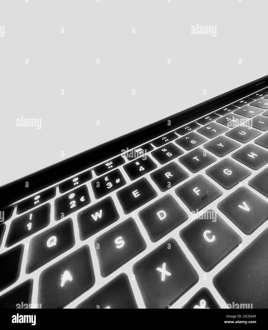 Black and white digital keyboard hi-res stock photography and images ...