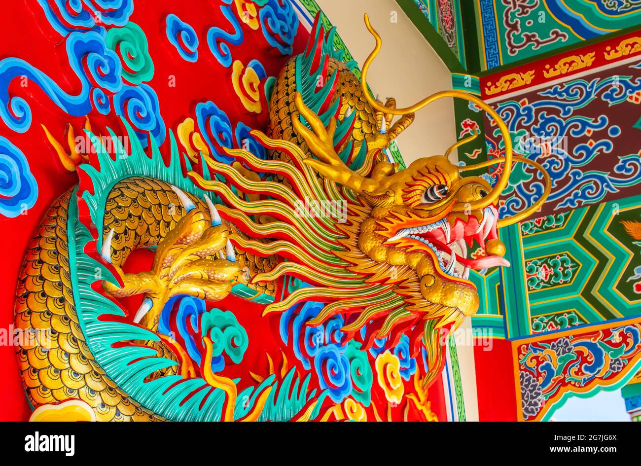 buddhist Dragon Head in a chinese temple Stock Photo - Alamy
