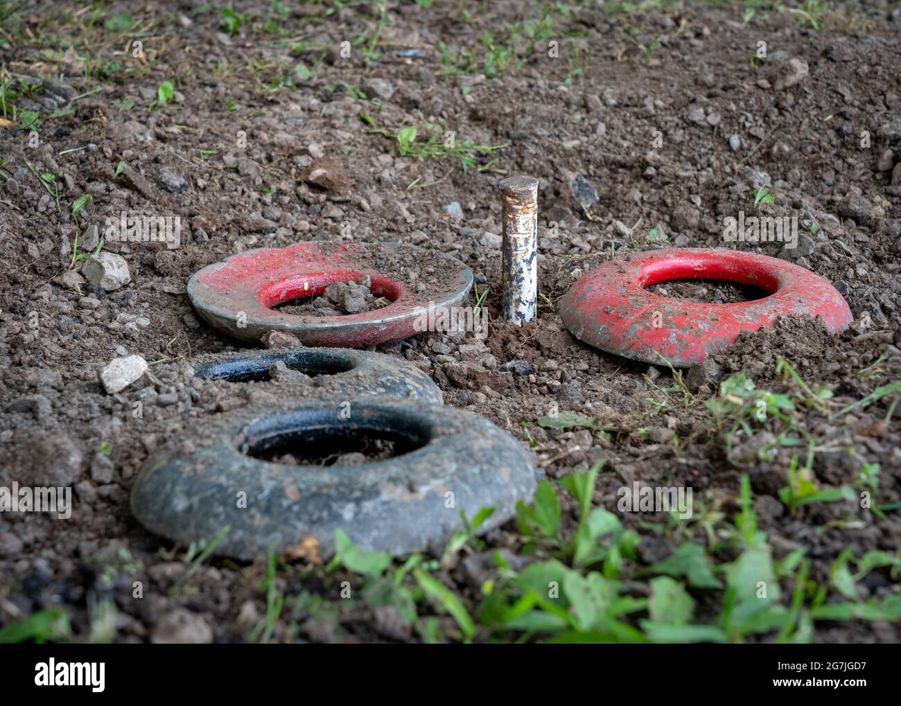 Metal rope or rubber quoits hi-res stock photography and images - Alamy