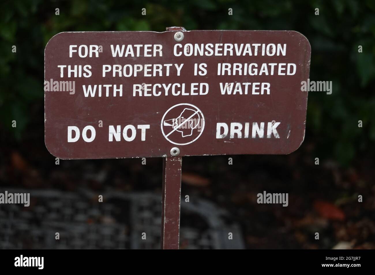 Water conservation sign hi-res stock photography and images - Alamy